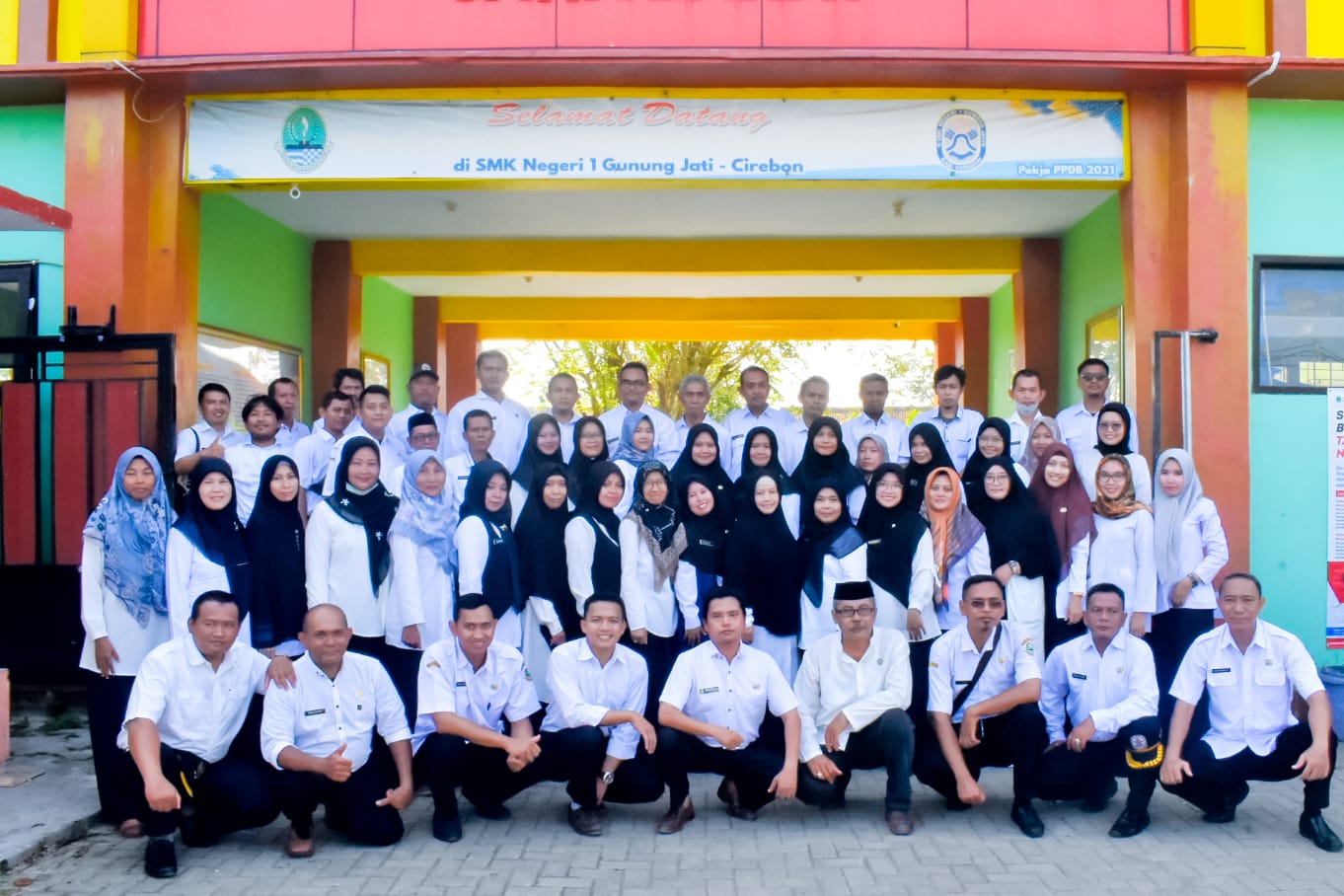 Apel Penandatanganan Fakta Integritas dan IKRAR Netralitas ASN dalam PEMILU 2024 – SMKN 1 GUNUNG ...